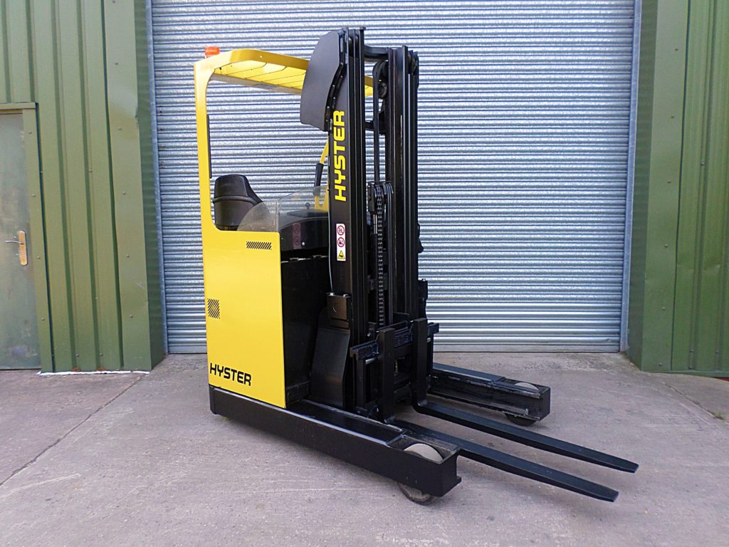 HYSTER REACH TRUCK MATRIX R14 ONLY 3301 HOURS - Used Forklift Truck ...
